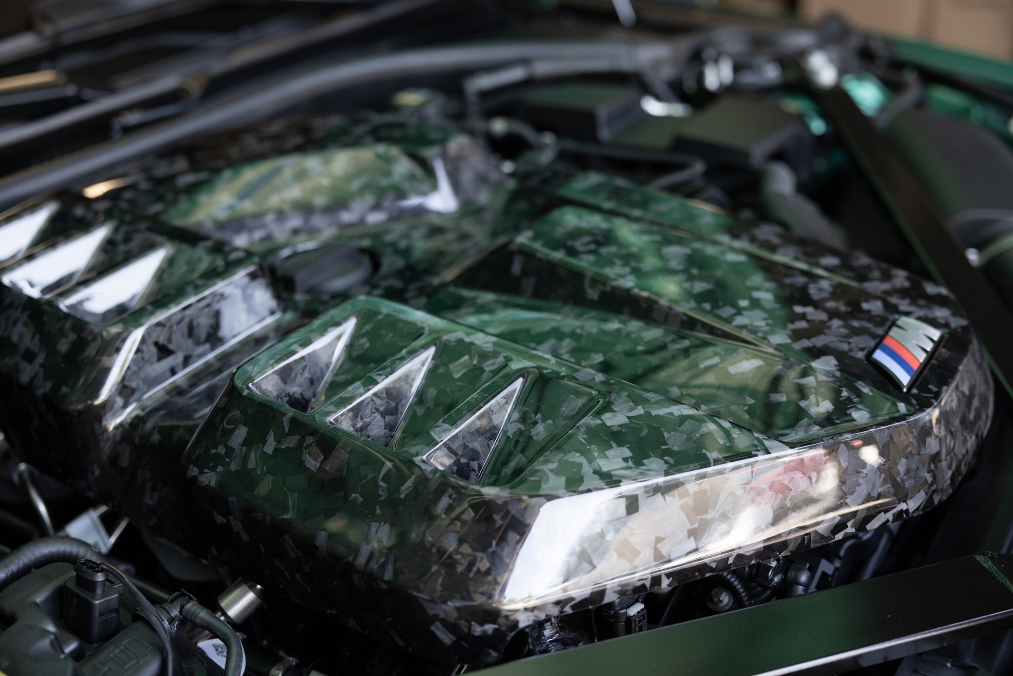 G80 CARBON FIBER ENGINE COVER - ARM Motorsports